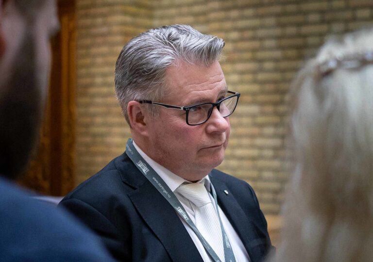 Stortinget oppretter kontrollsak om Telenors virksomhet i Myanmar ...